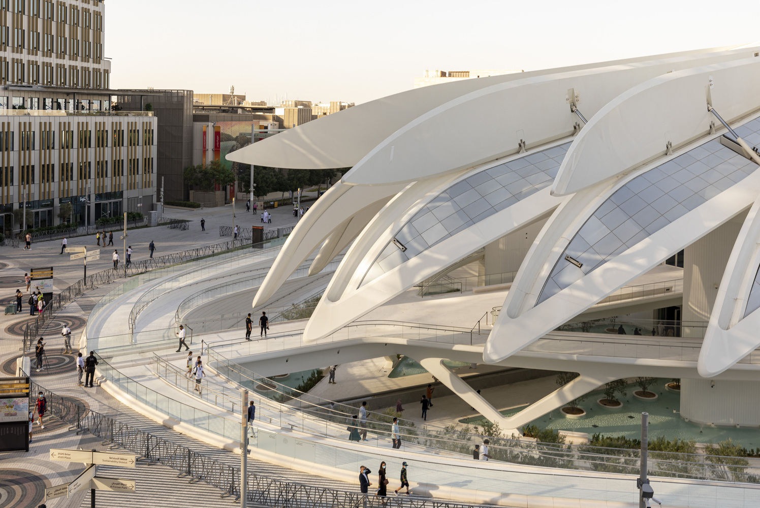 Building the Future: The Rise of Modular Construction in the Middle ...